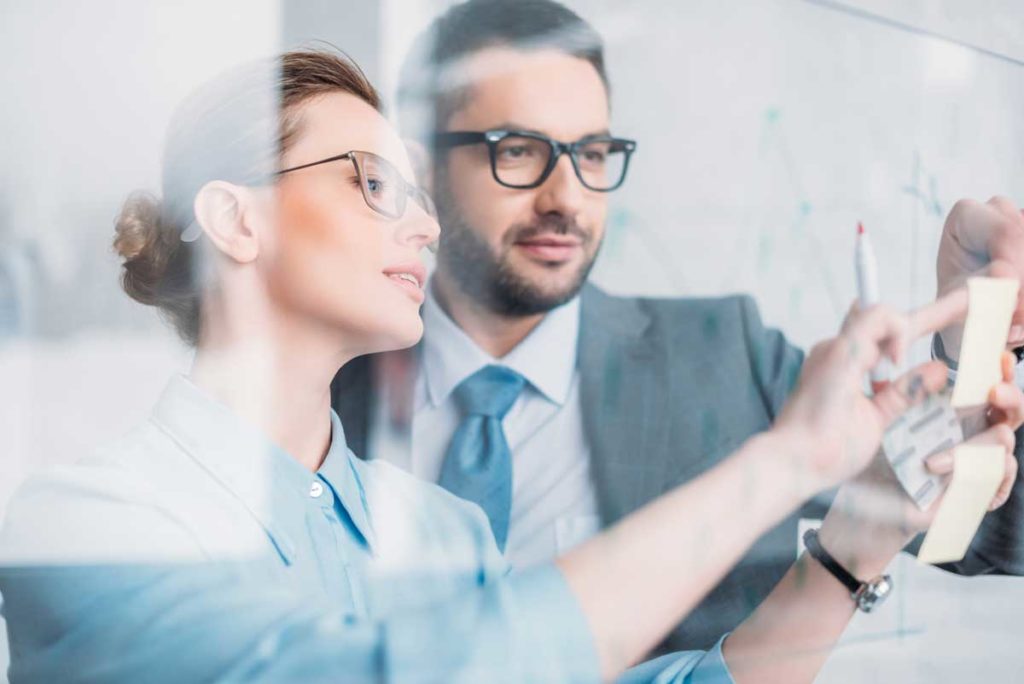 Qu'est-ce qu'un partenaire commercial RH ? - One RH